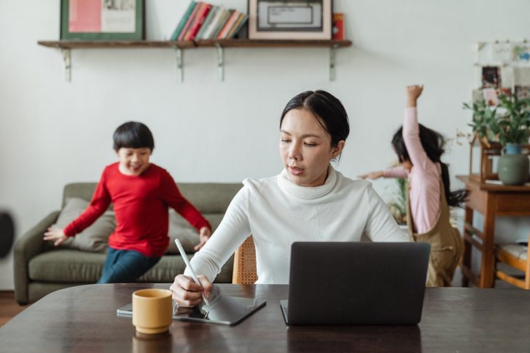 Are You a Mom Writer Thinking of Quitting? Read This First. | Jane Friedman